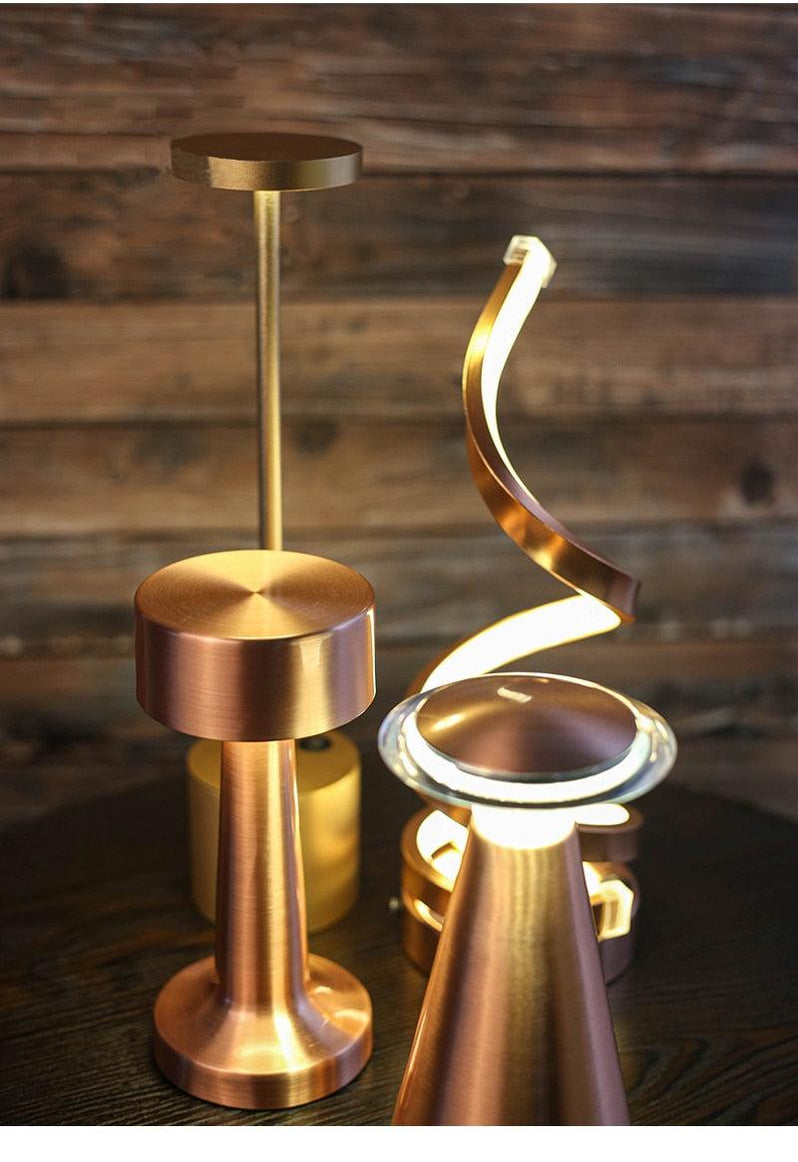 Click or scroll to zoom